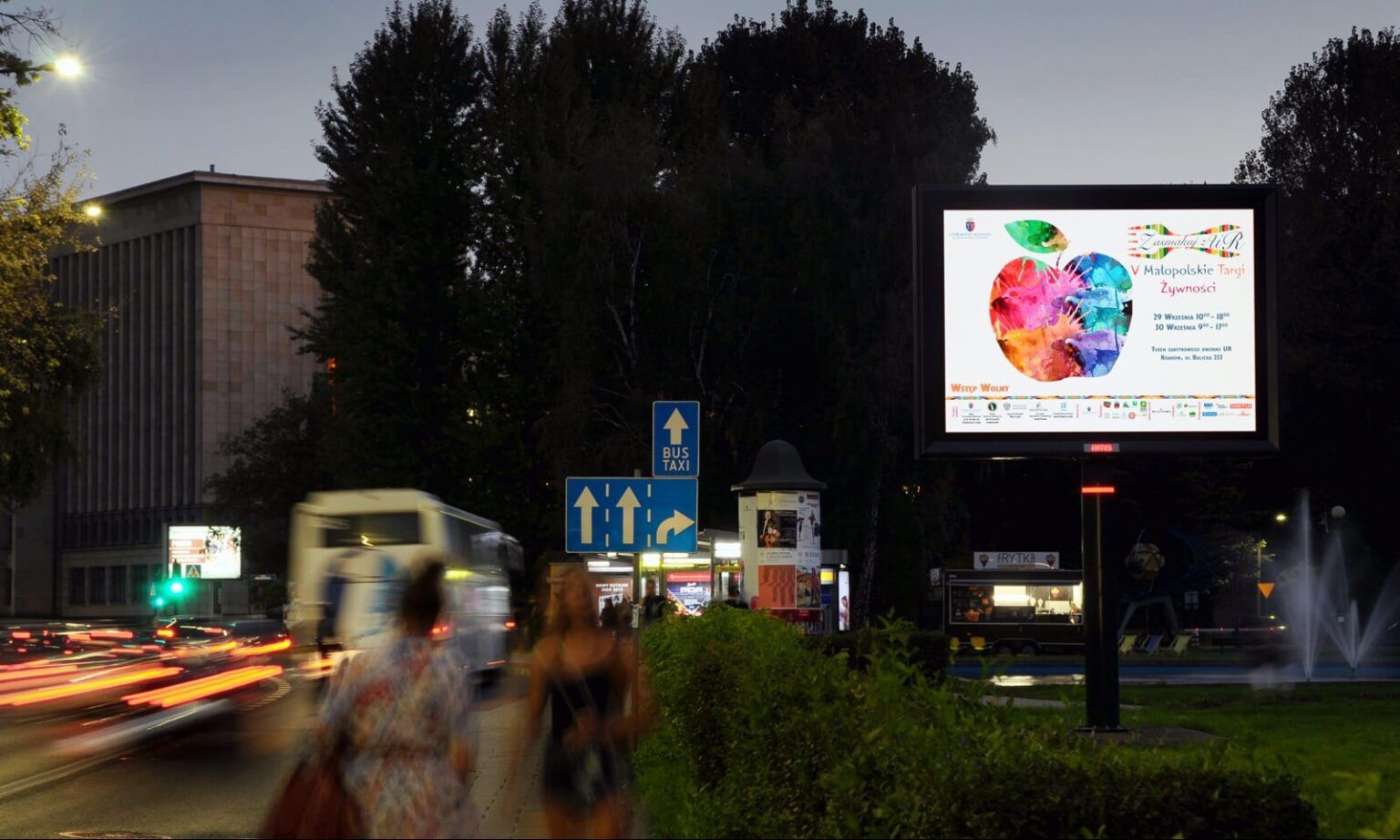 Digital Cityscreen - przy skrzyżowaniach w mieście | ams.com.pl