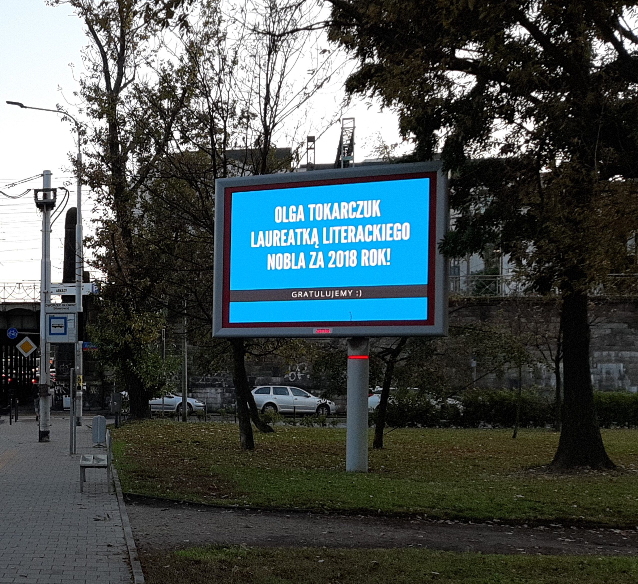 Digital Cityscreen w sercu miasta | ams.com.pl