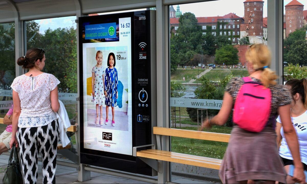 Digital Citylight na przystankach | ams.com.pl